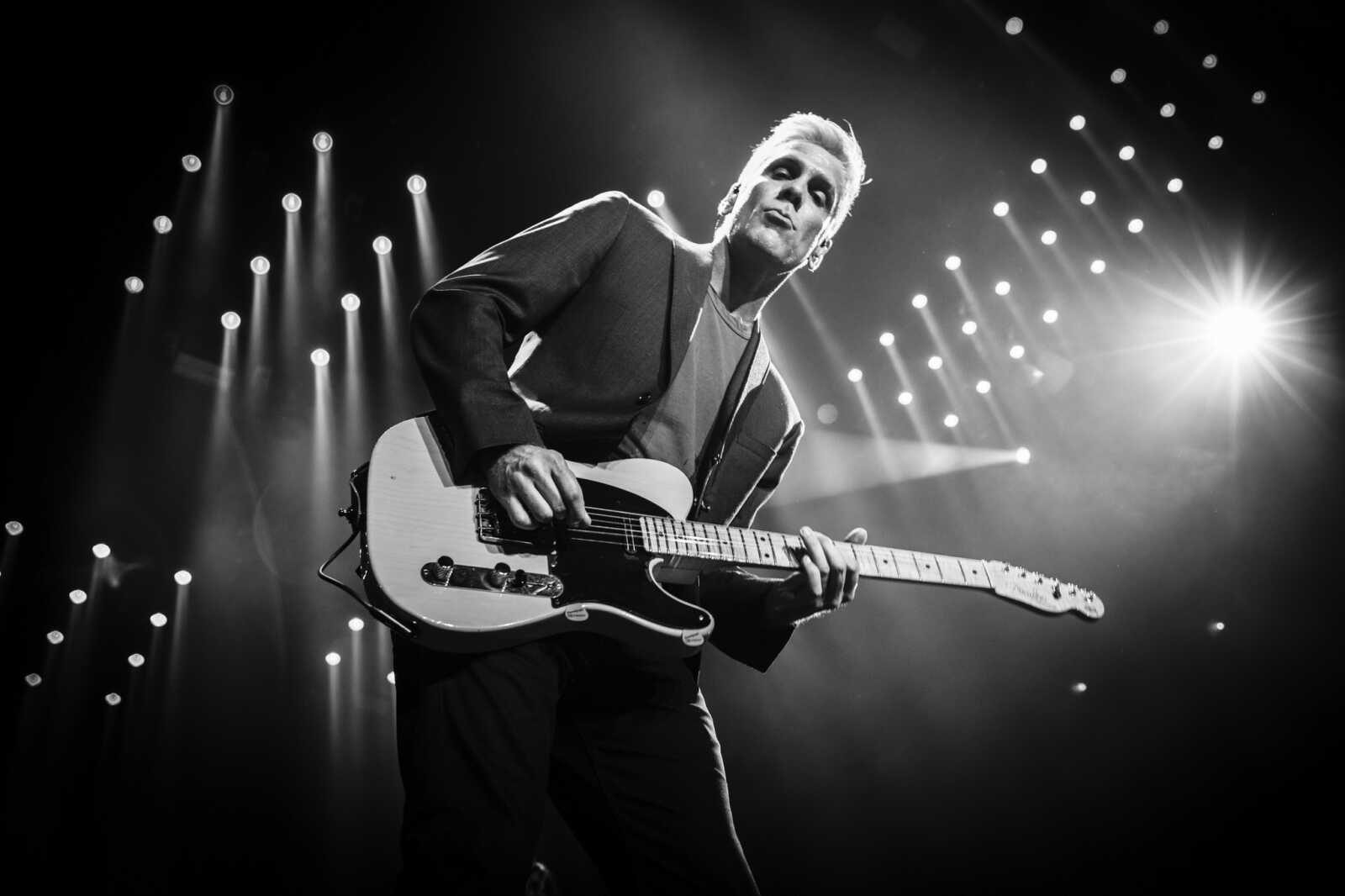 Kyle Cook (Musician) Wallpapers (8 images) - WallpaperCat