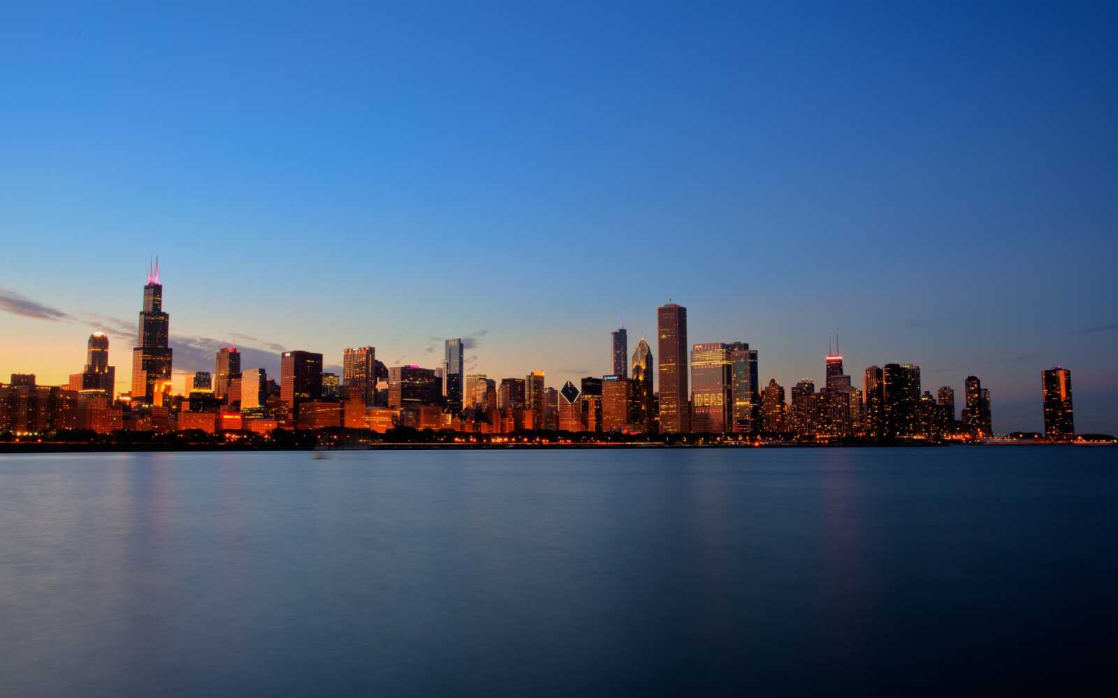 Skyline Wallpapers (32 images) - WallpaperCat