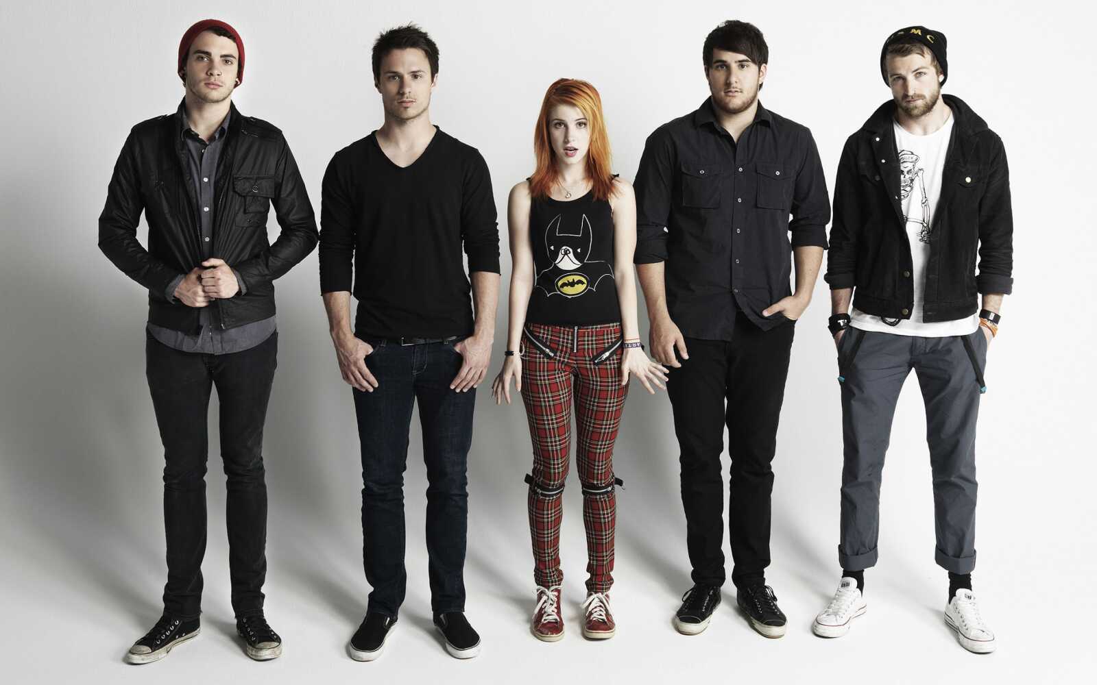Paramore Wallpapers (61 images) - WallpaperCat