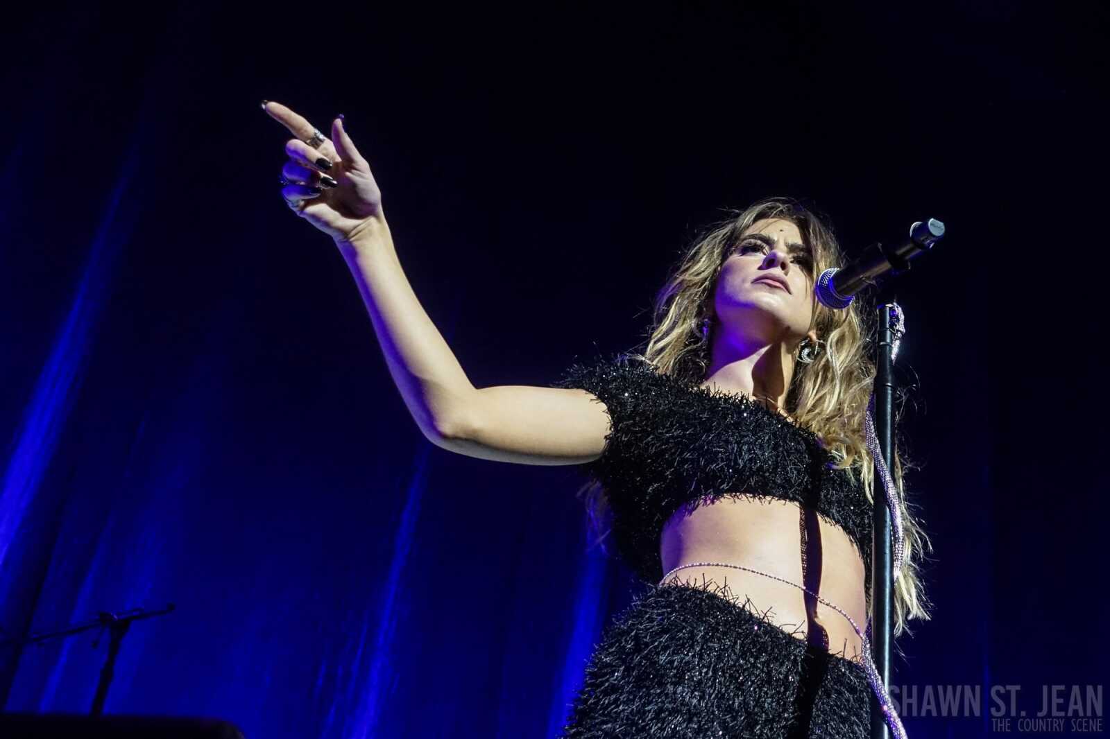 Kassi Ashton Wallpapers (11 images) - WallpaperCat