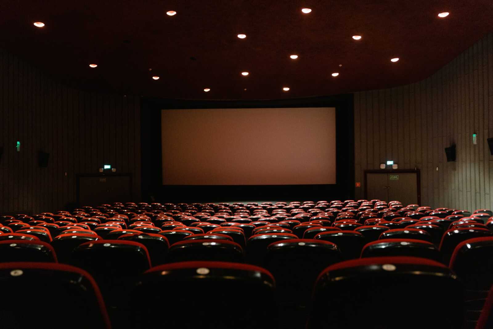 Movie Theater Wallpapers (55 images) - WallpaperCat