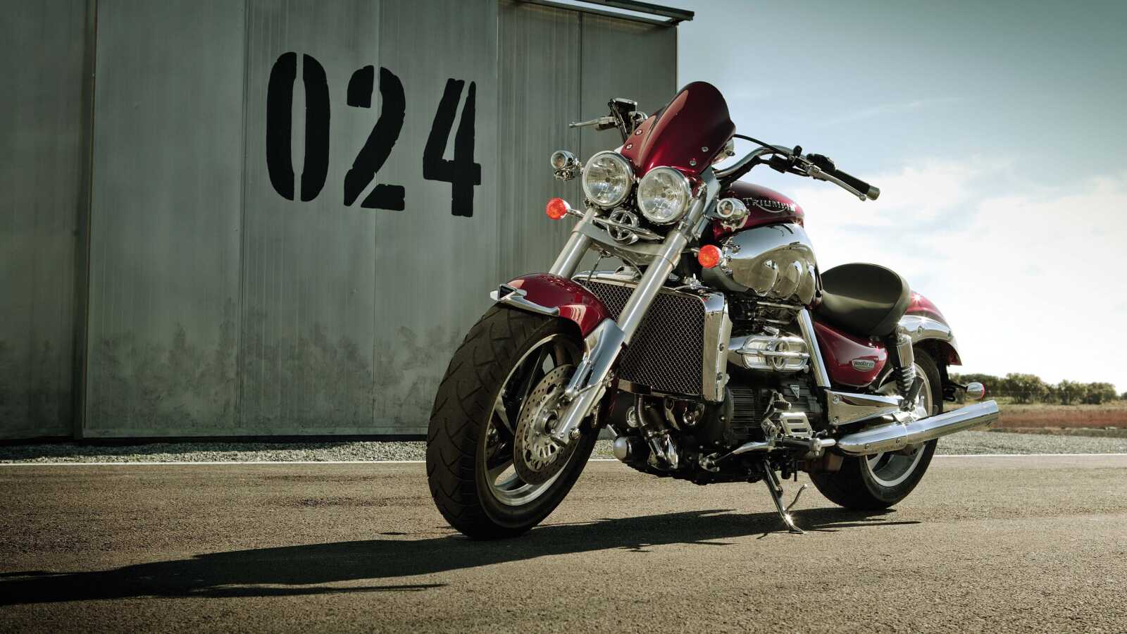 Triumph Motorcycles Wallpapers (60 images) - WallpaperCat