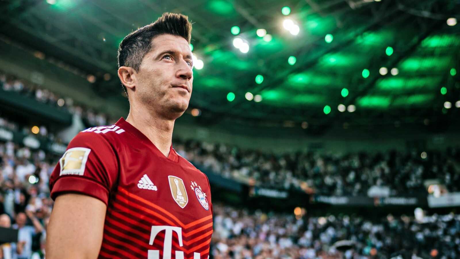 Robert Lewandowski Wallpapers (30 images) - WallpaperCat