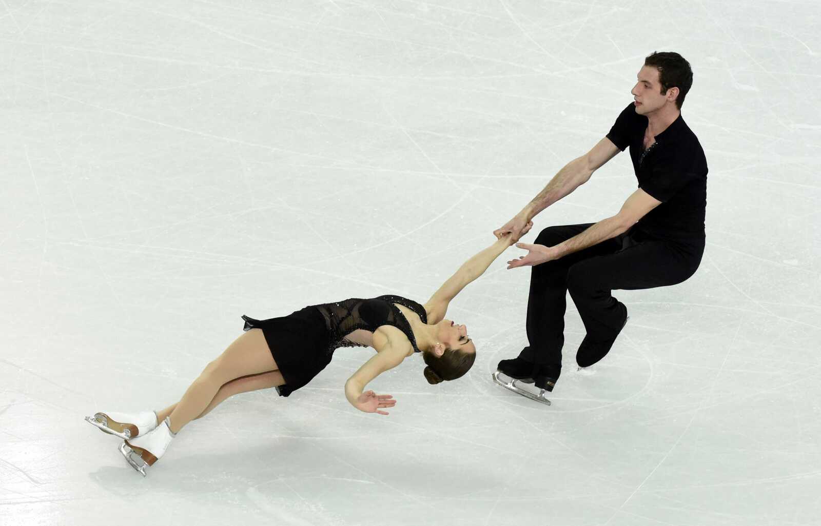 Figure Skating Wallpapers (39 images) - WallpaperCat