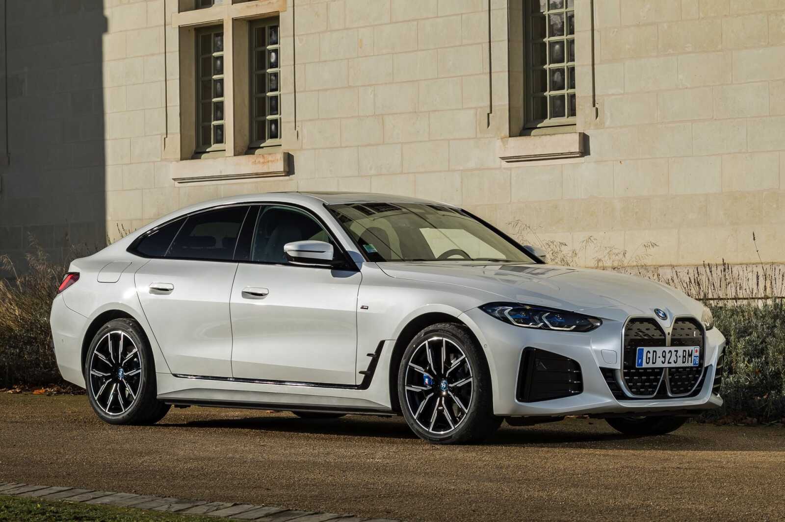 BMW i4 Wallpapers (54 images) - WallpaperCat