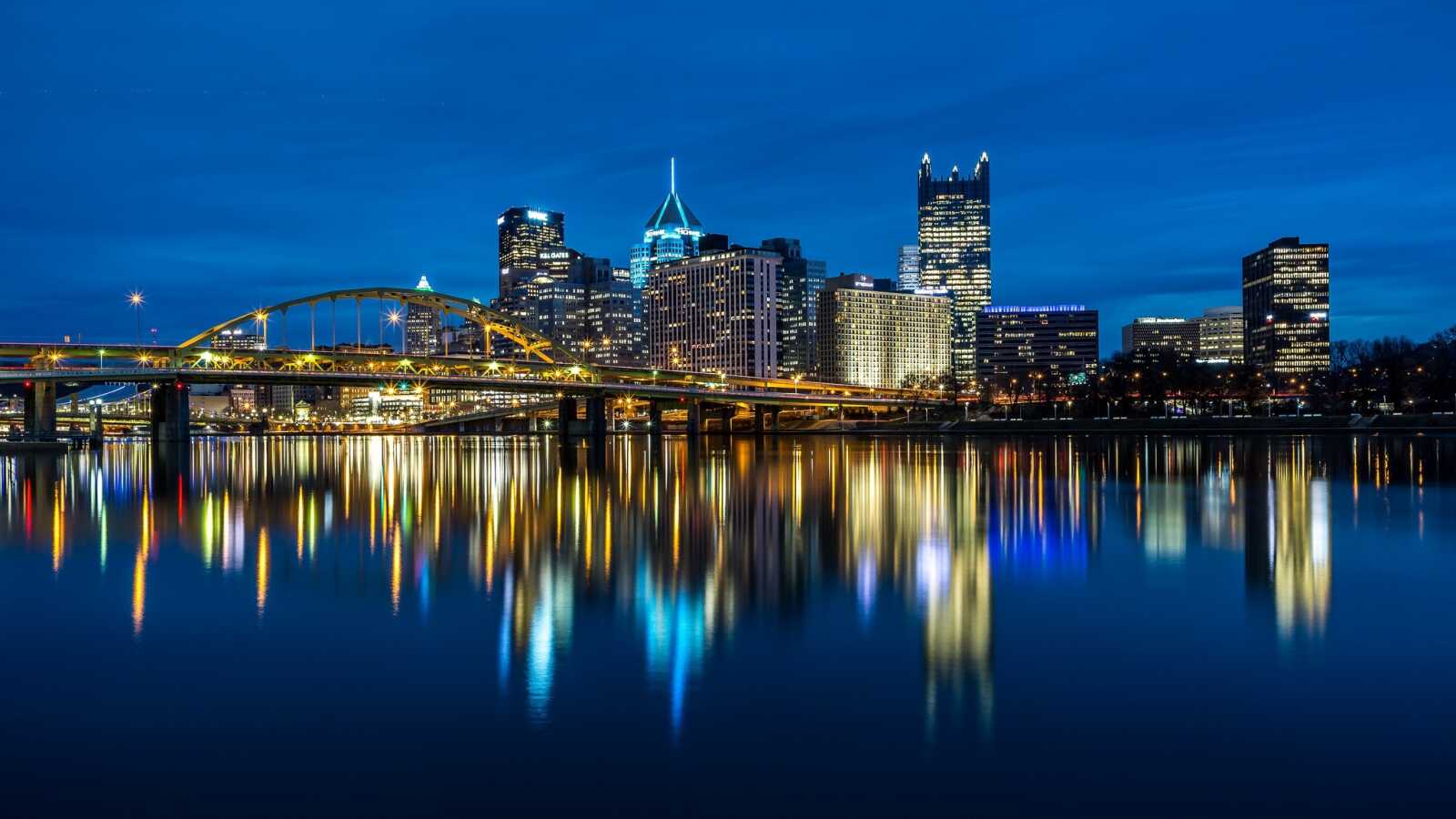 Pittsburgh Skyline Wallpapers (35 images) - WallpaperCat