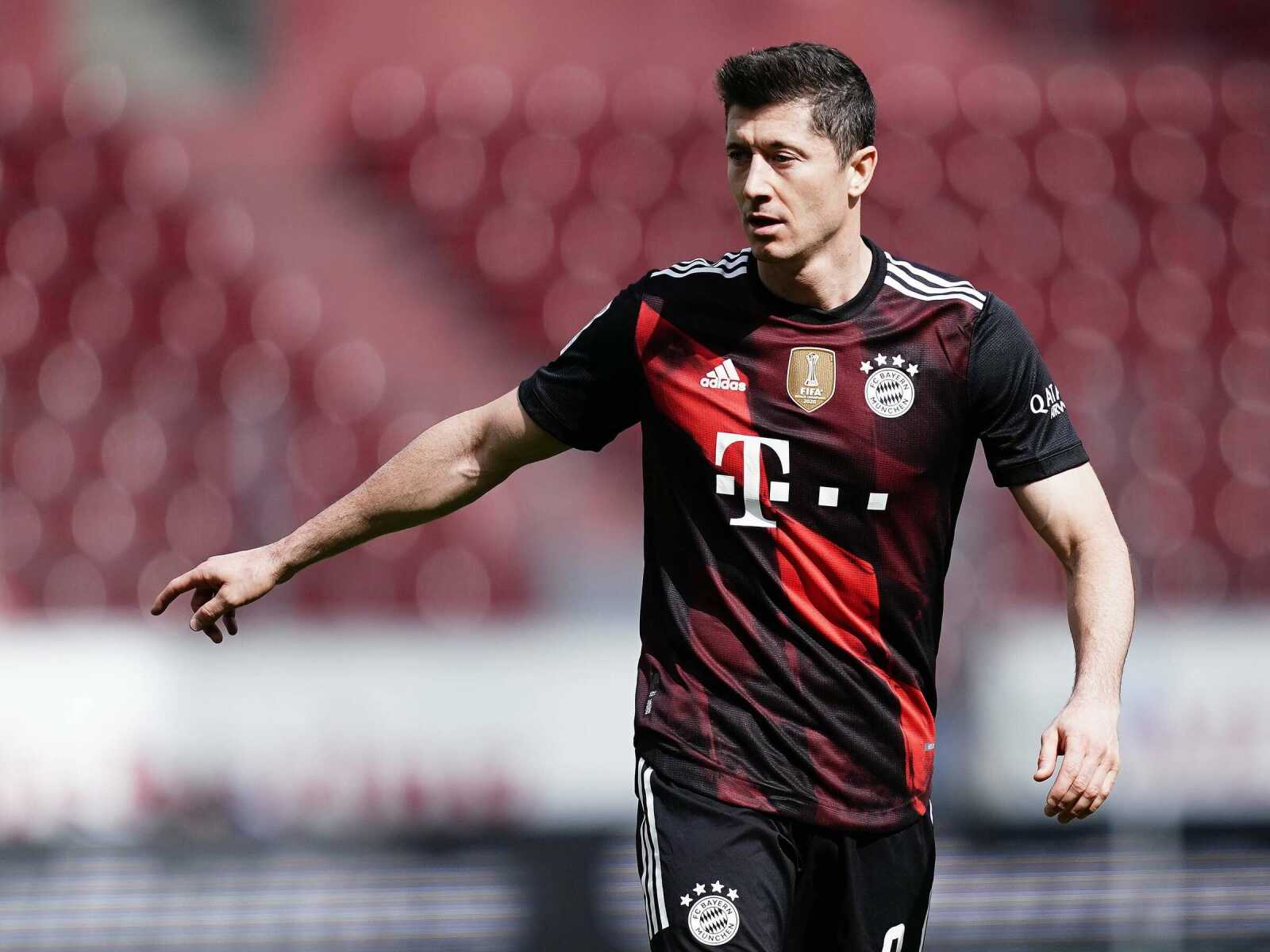 Robert Lewandowski Wallpapers (30 images) - WallpaperCat