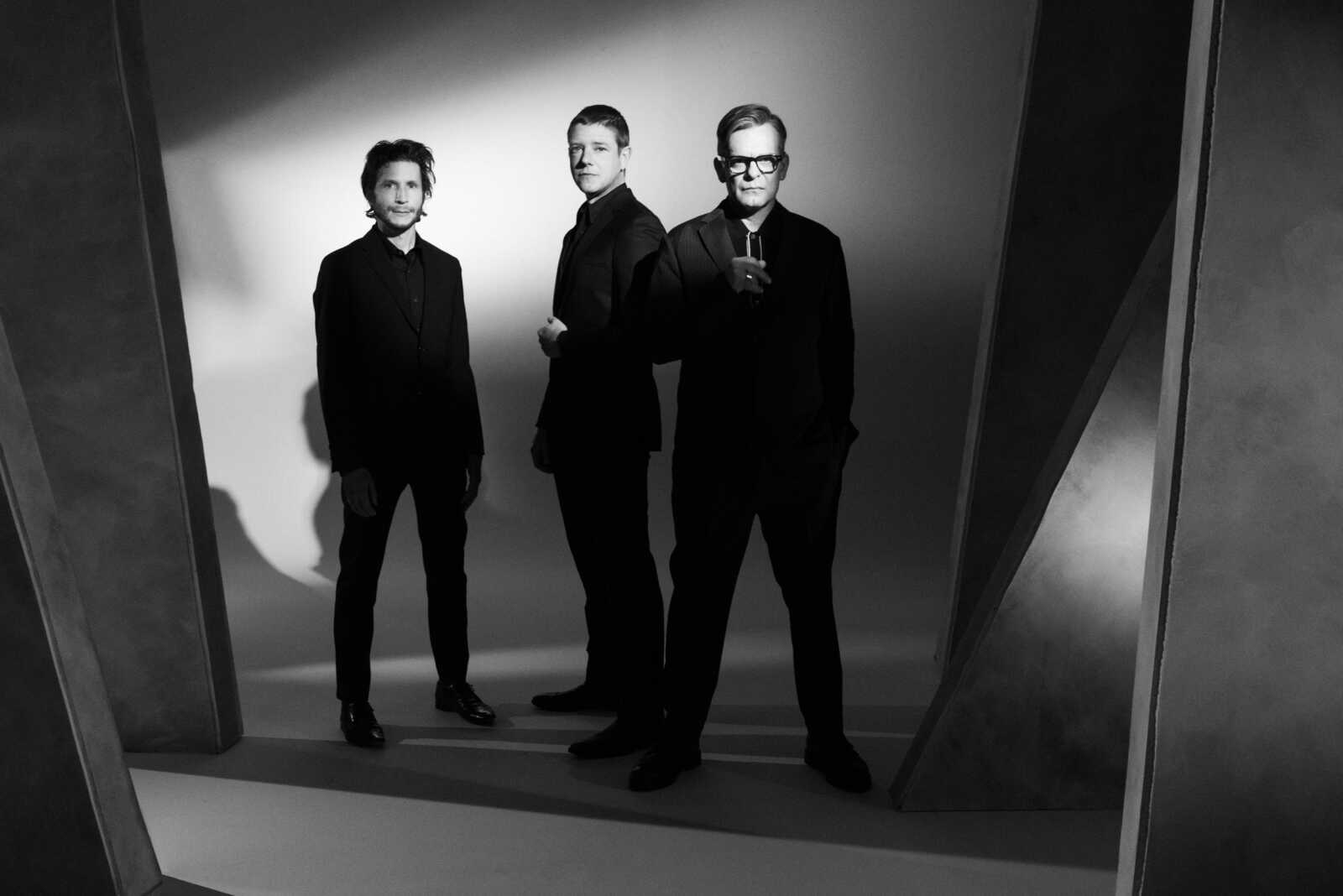 Interpol (Band) Wallpapers (24 images) - WallpaperCat