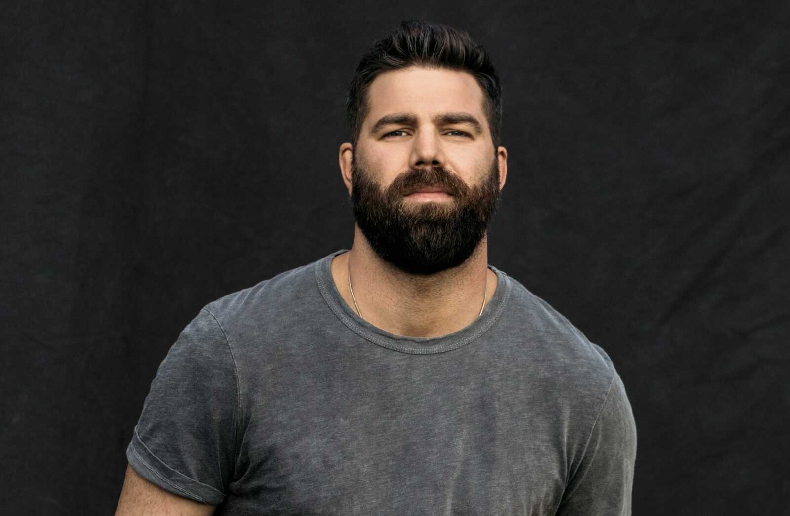 Jordan Davis (Singer) Wallpapers (16 images) - WallpaperCat