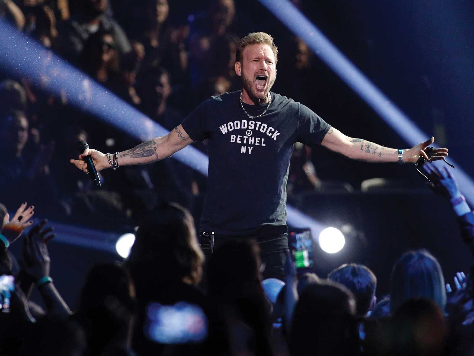 Corey Hart (Singer) Wallpapers (15 images) - WallpaperCat