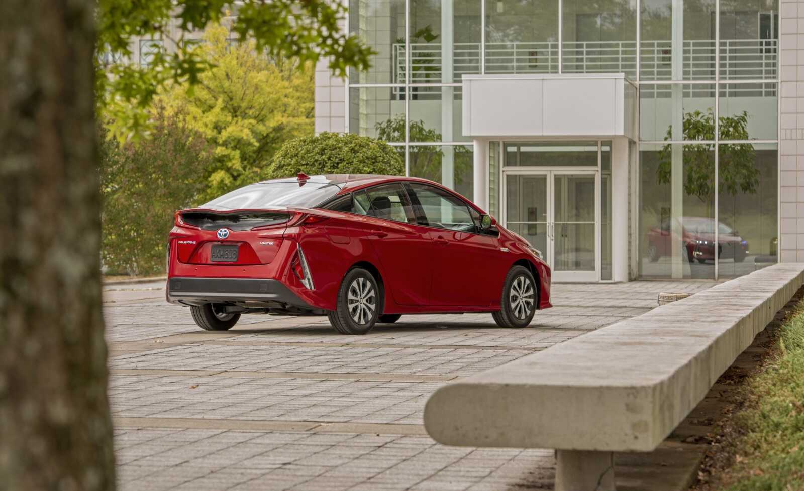 Toyota Prius Wallpapers (49 images) - WallpaperCat
