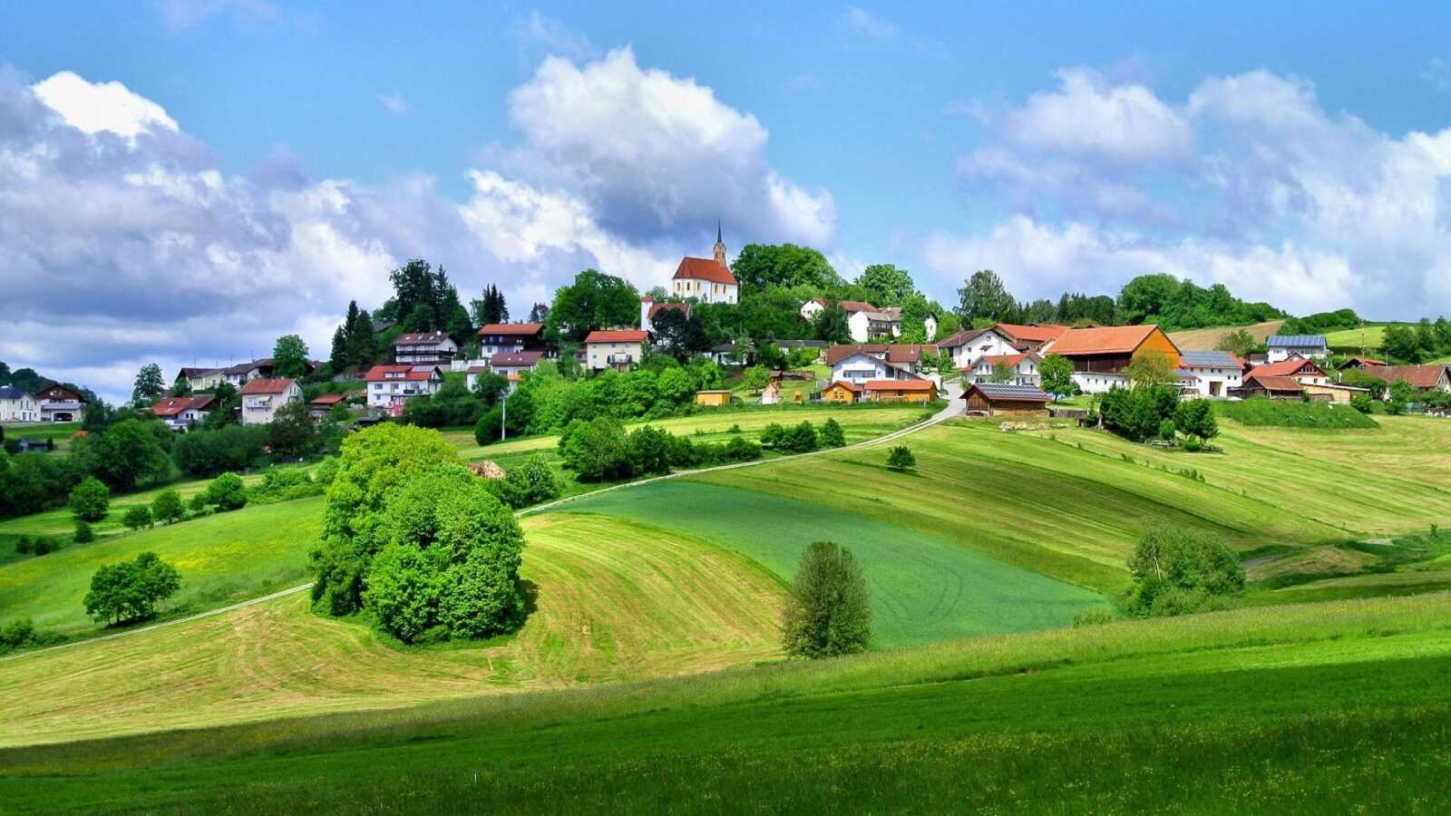 Village Wallpapers (75 images) - WallpaperCat