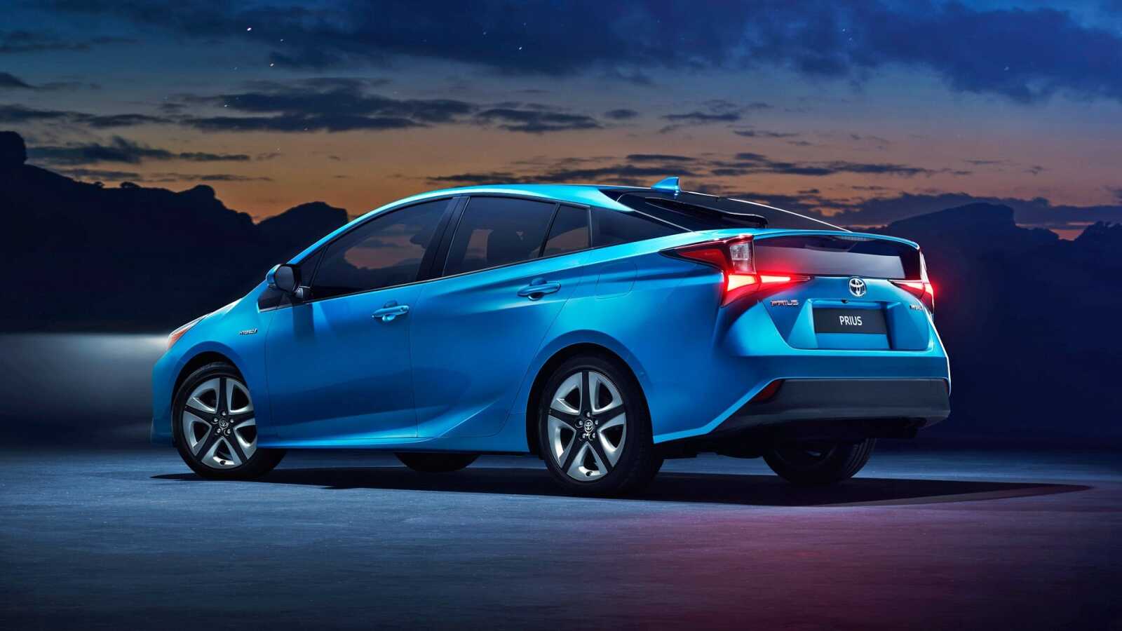 Toyota Prius Wallpapers (49 images) - WallpaperCat