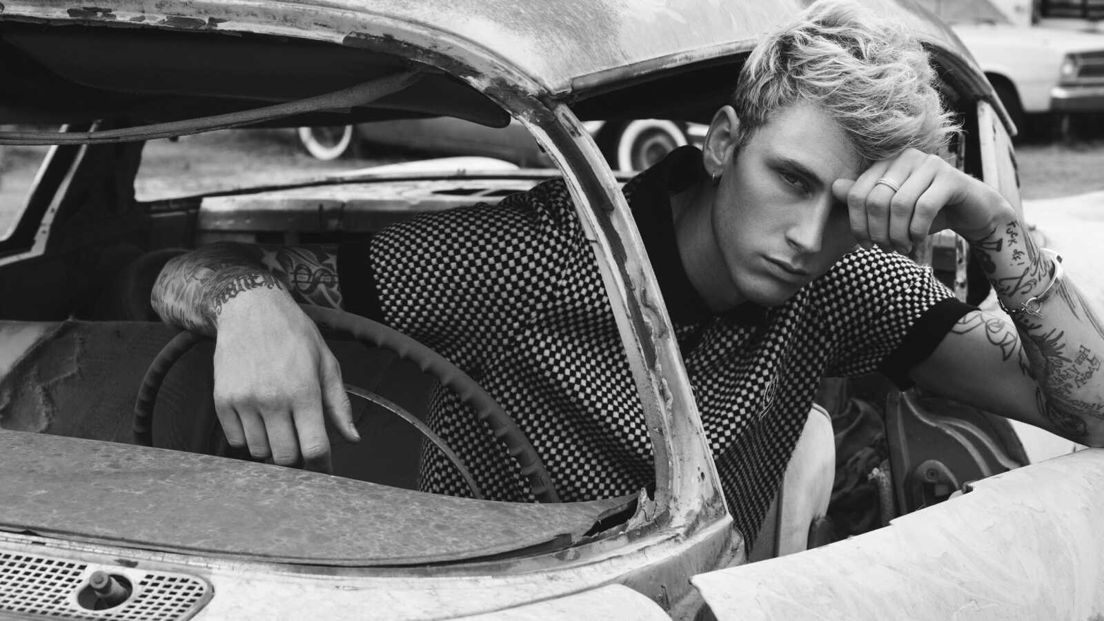 Machine Gun Kelly Wallpapers (34 images) - WallpaperCat