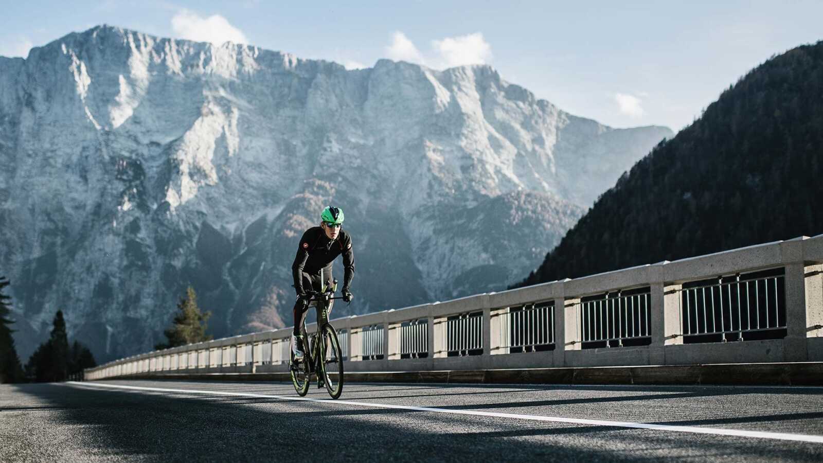 Cycling Mountain Bike Wallpapers (65 images) - WallpaperCat