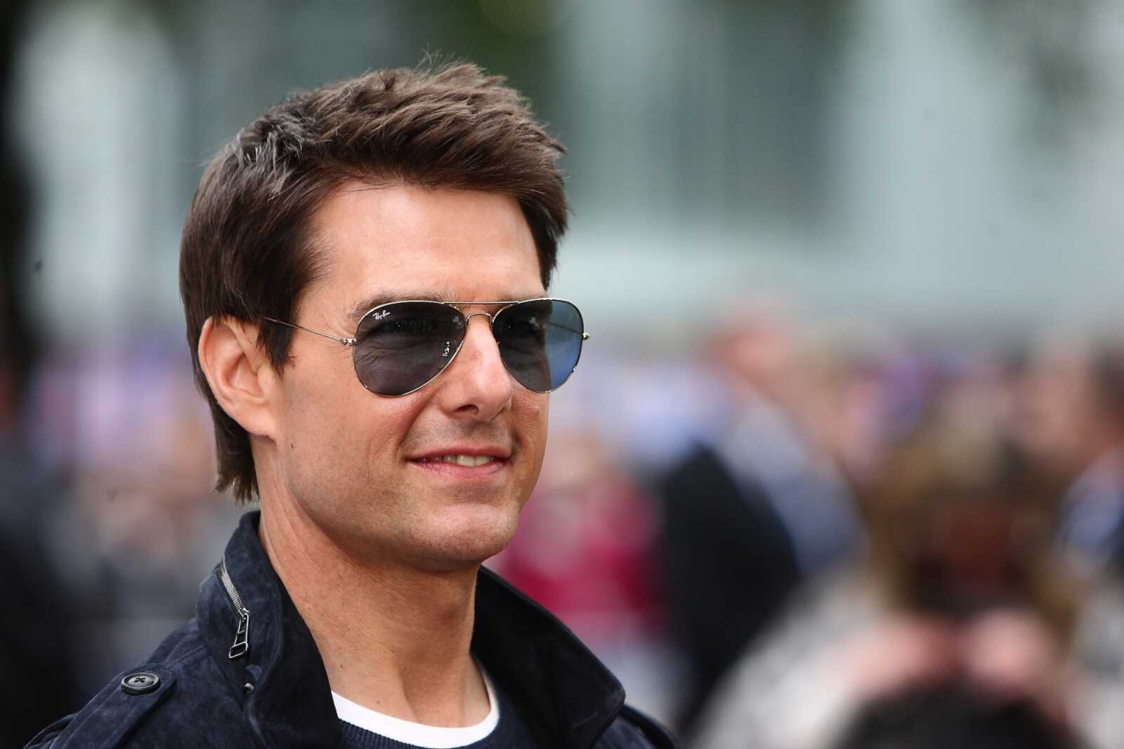 Tom Cruise Wallpapers (46 images) - WallpaperCat