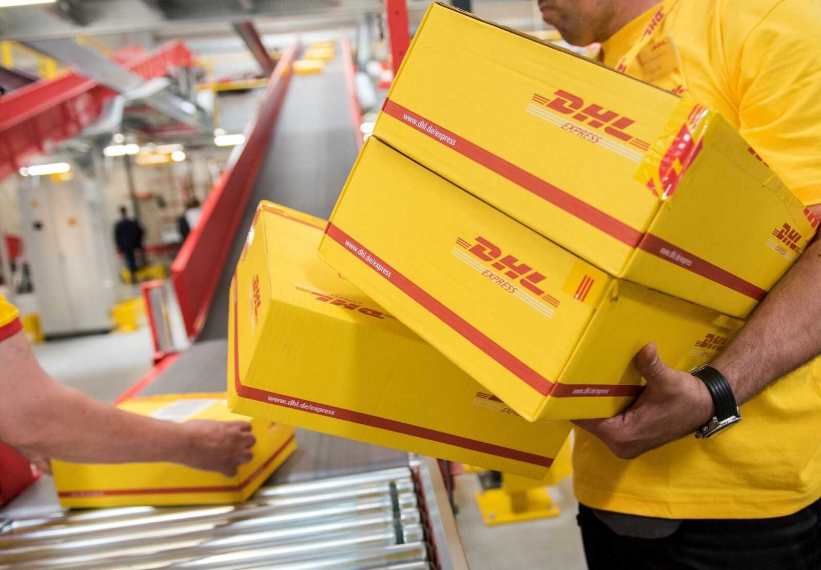 DHL Wallpapers (39 images) - WallpaperCat