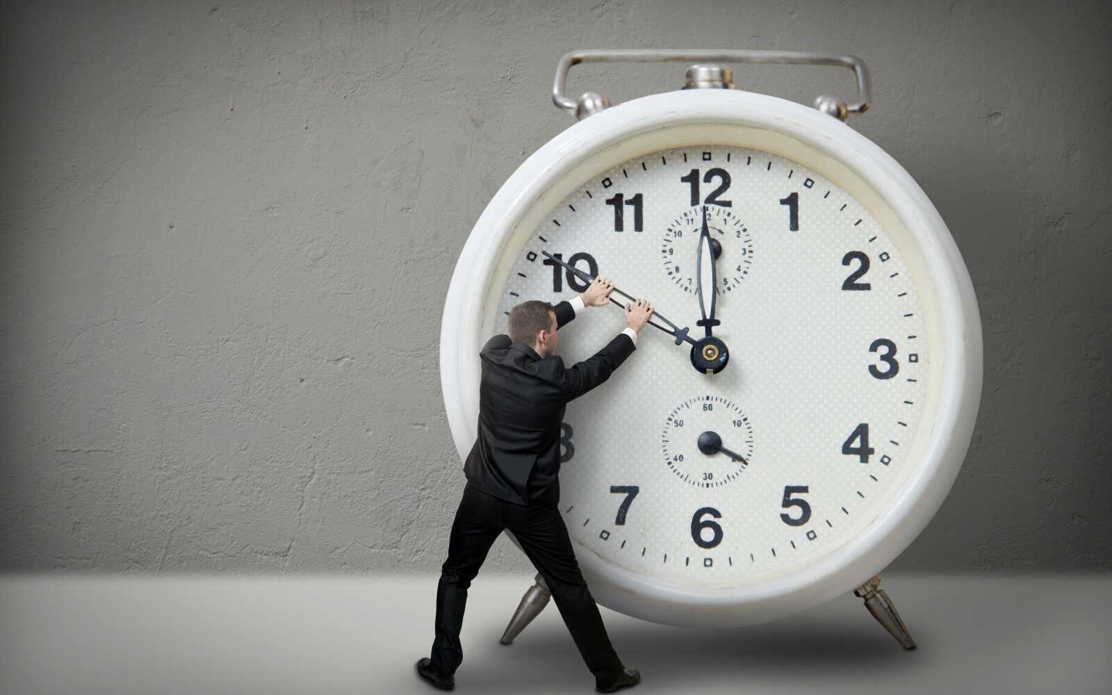 Clock Wallpapers (132 images) - WallpaperCat