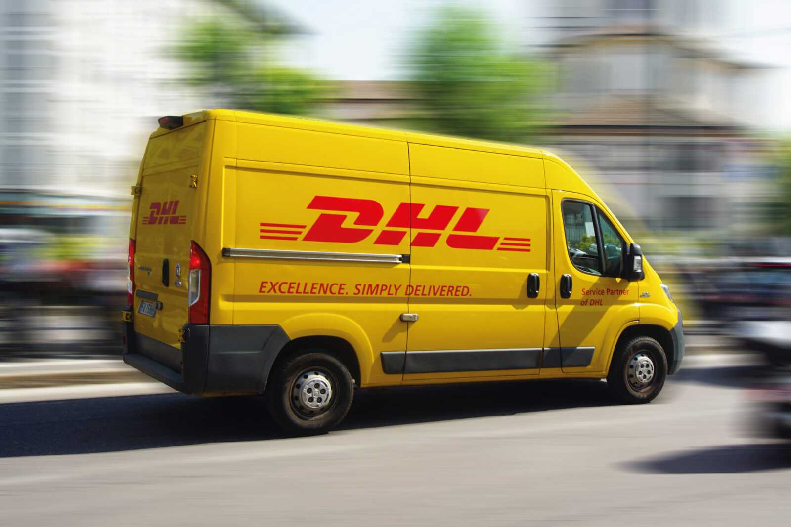 DHL Wallpapers (39 images) - WallpaperCat