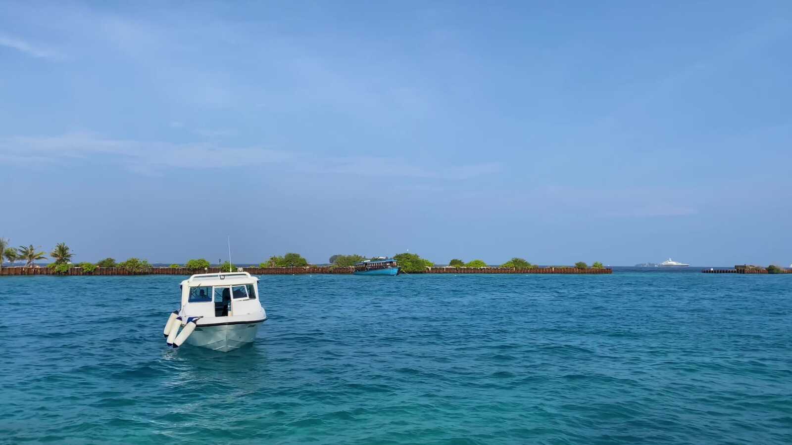 Boat Wallpapers (67 images) - WallpaperCat