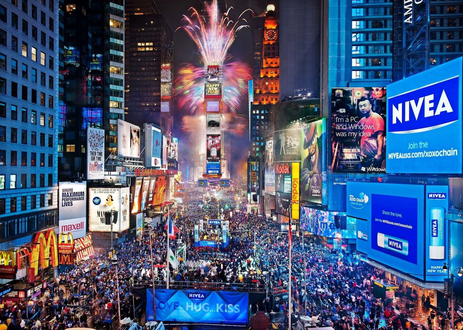 Times Square Wallpapers (59 images) - WallpaperCat