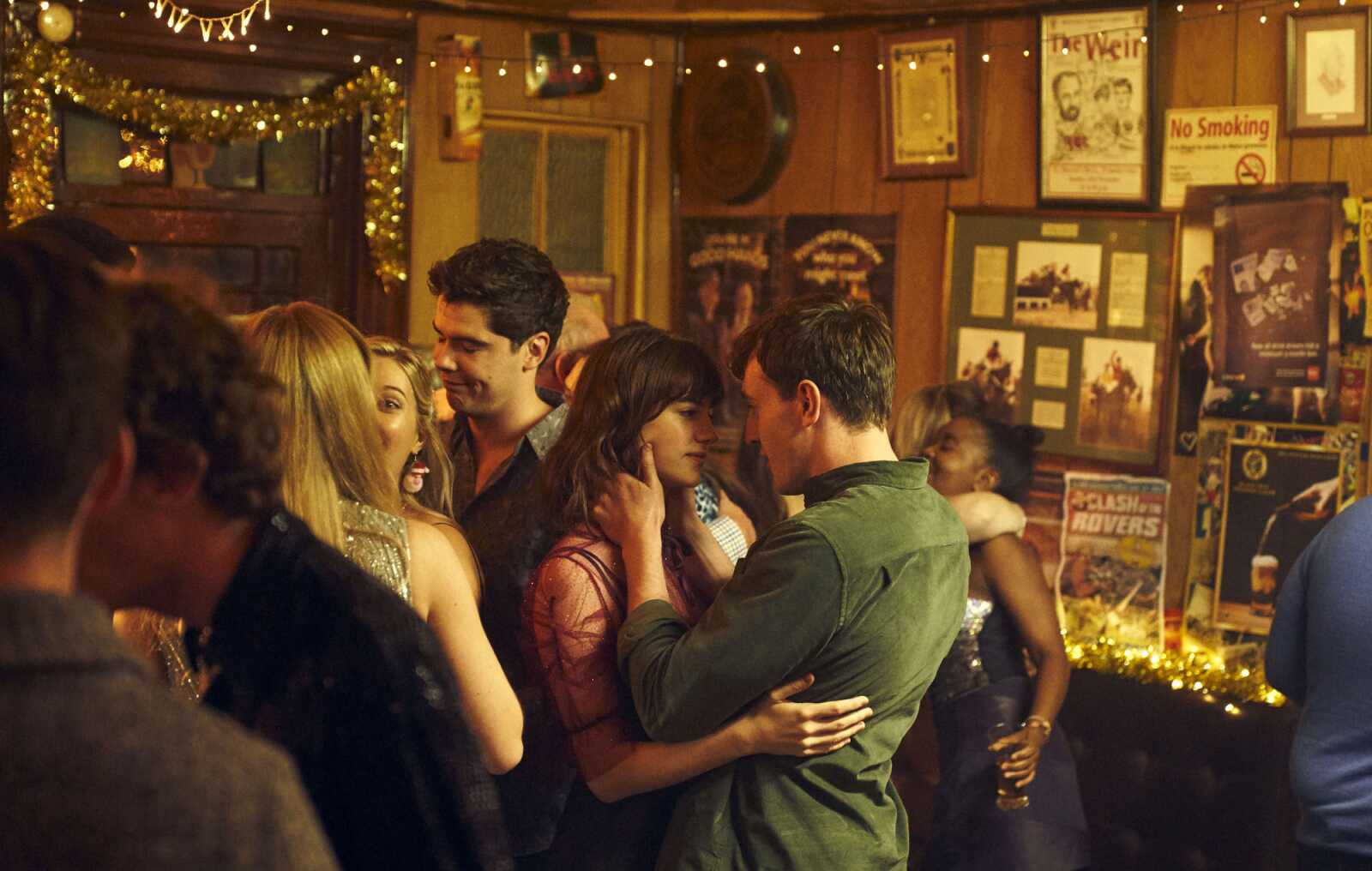 Normal People (TV Mini Series) Wallpapers (20 images) - WallpaperCat