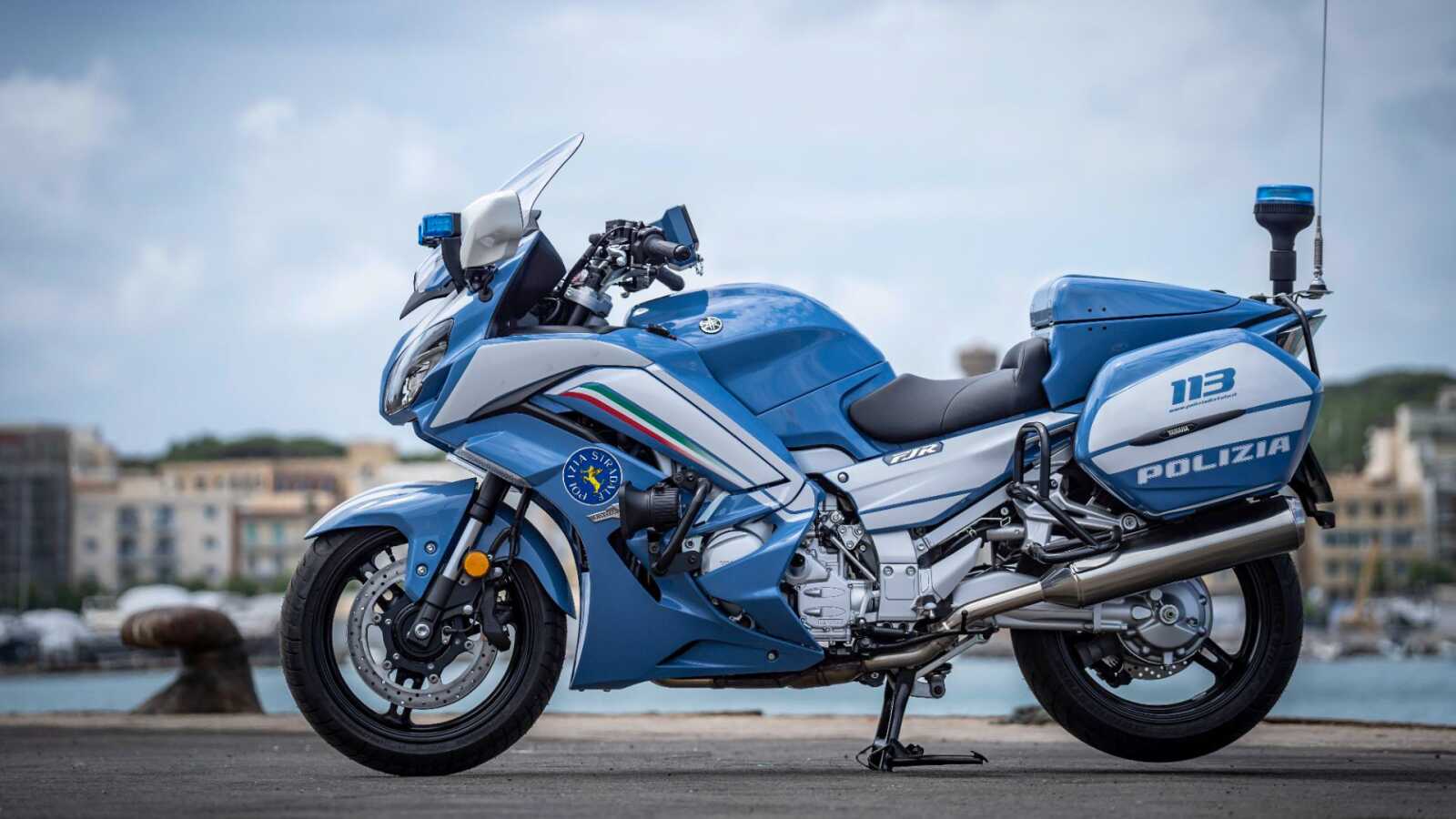 Yamaha FJR1300 Wallpapers (36 images) - WallpaperCat