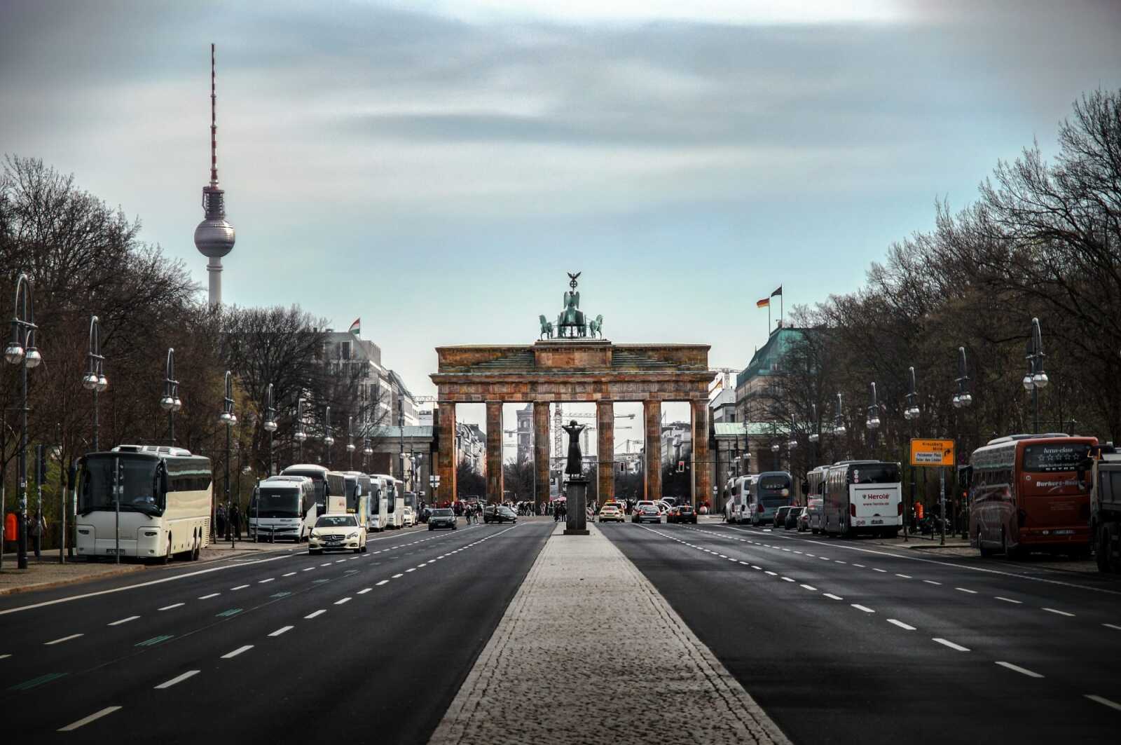 Berlin Wallpapers (61 images) - WallpaperCat