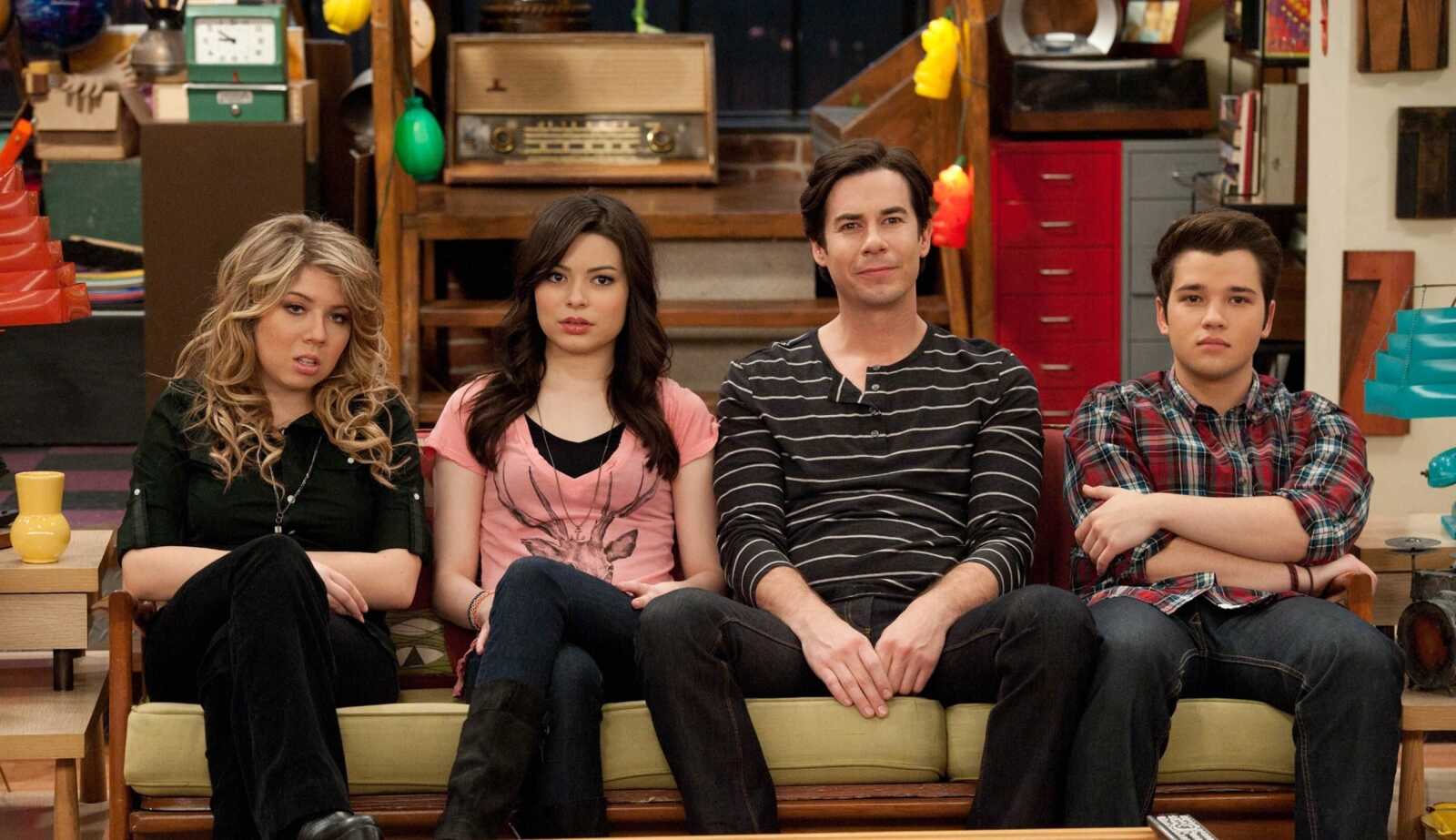 iCarly Wallpapers (34 images) - WallpaperCat