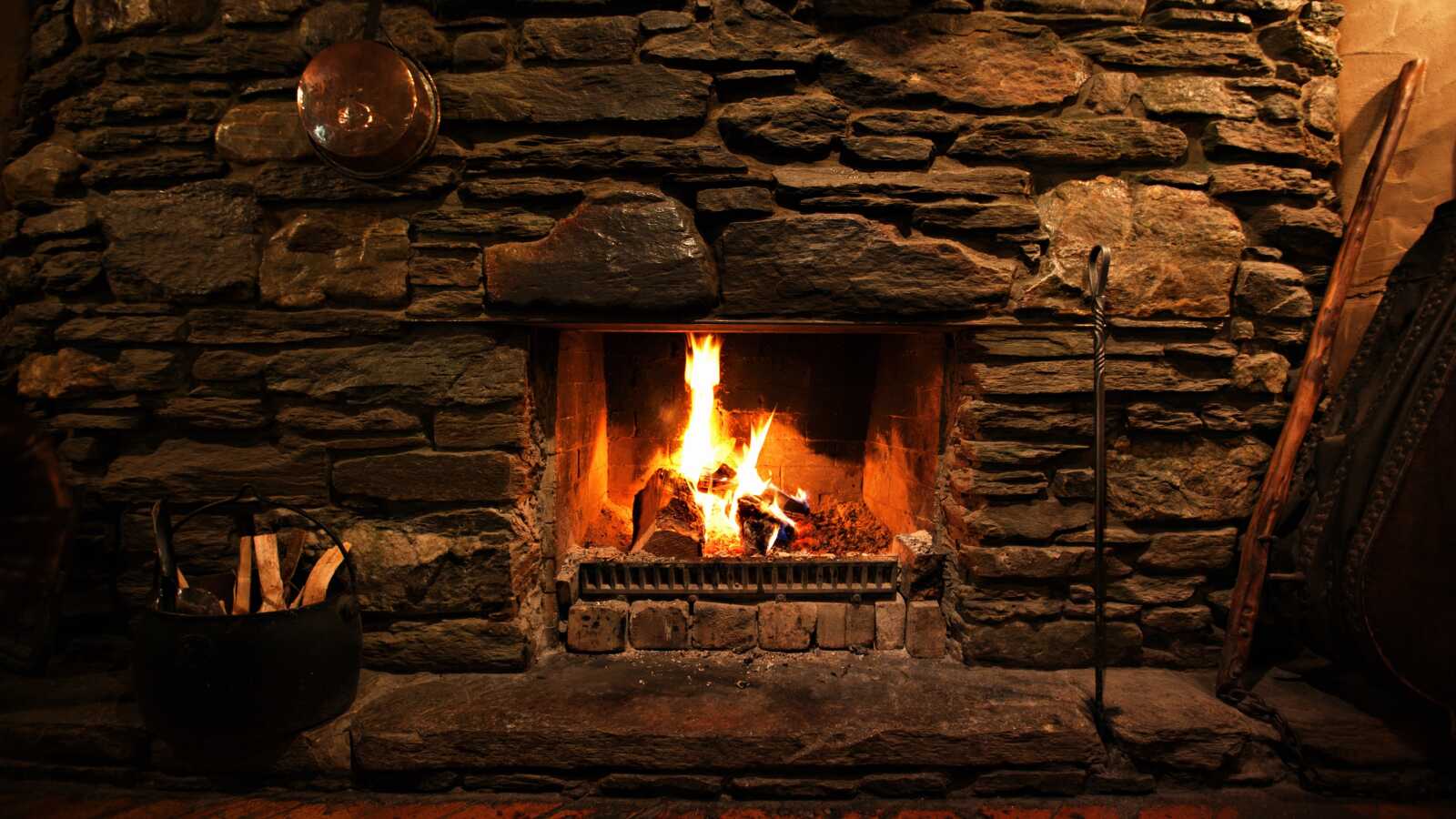 Fireplace Wallpapers (44 images) - WallpaperCat