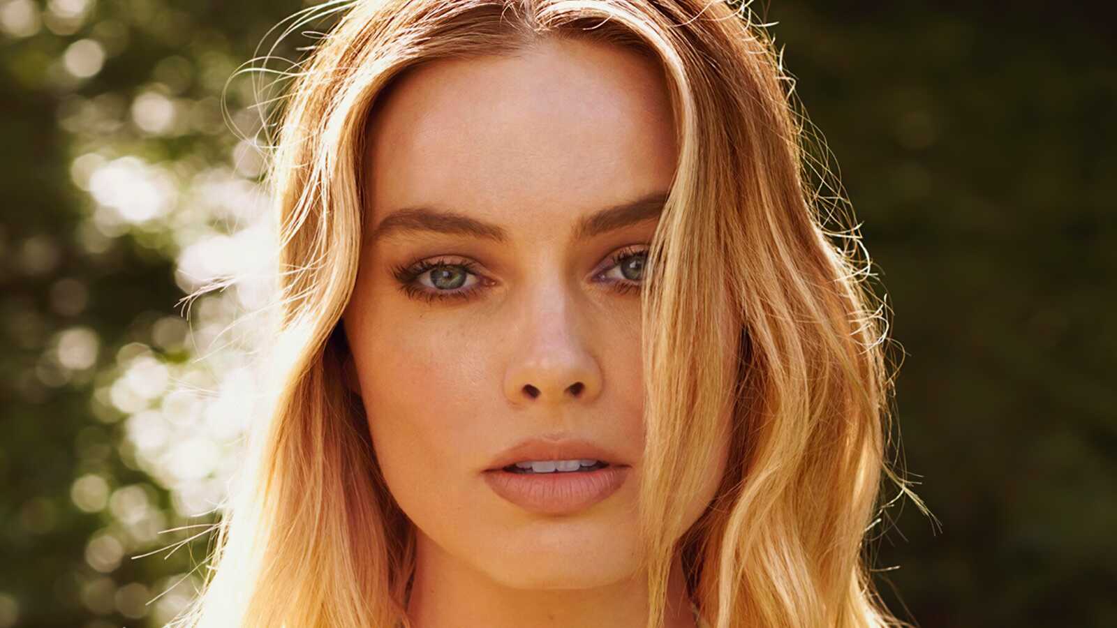 Most Beautiful Women Wallpapers (60 images) - WallpaperCat