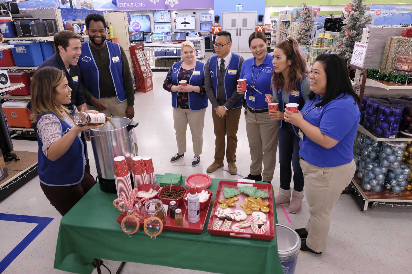 Superstore (TV Series) Wallpapers (36 images) - WallpaperCat