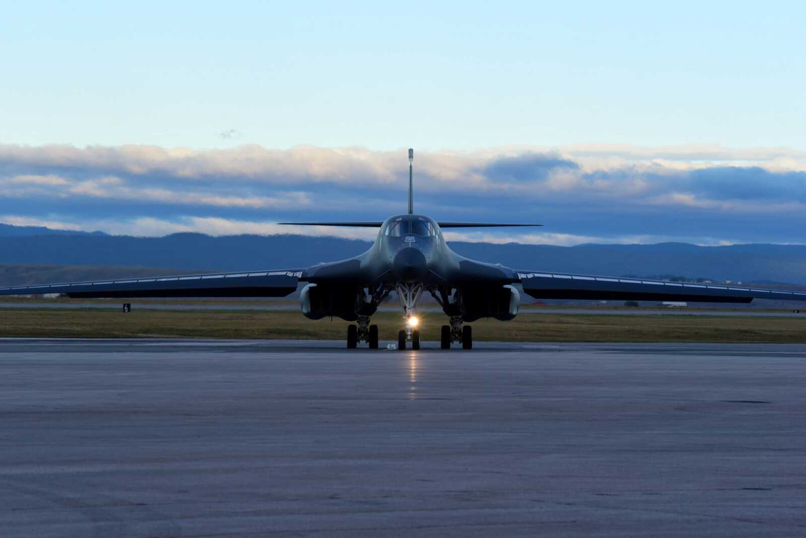 Rockwell B-1 Lancer Wallpapers (65 images) - WallpaperCat