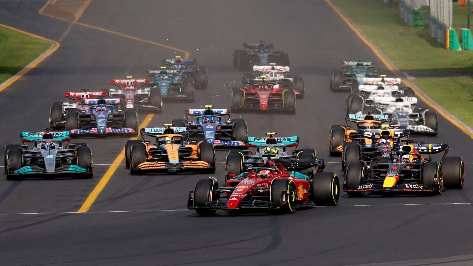 F1 Race Wallpapers (46 images) - WallpaperCat