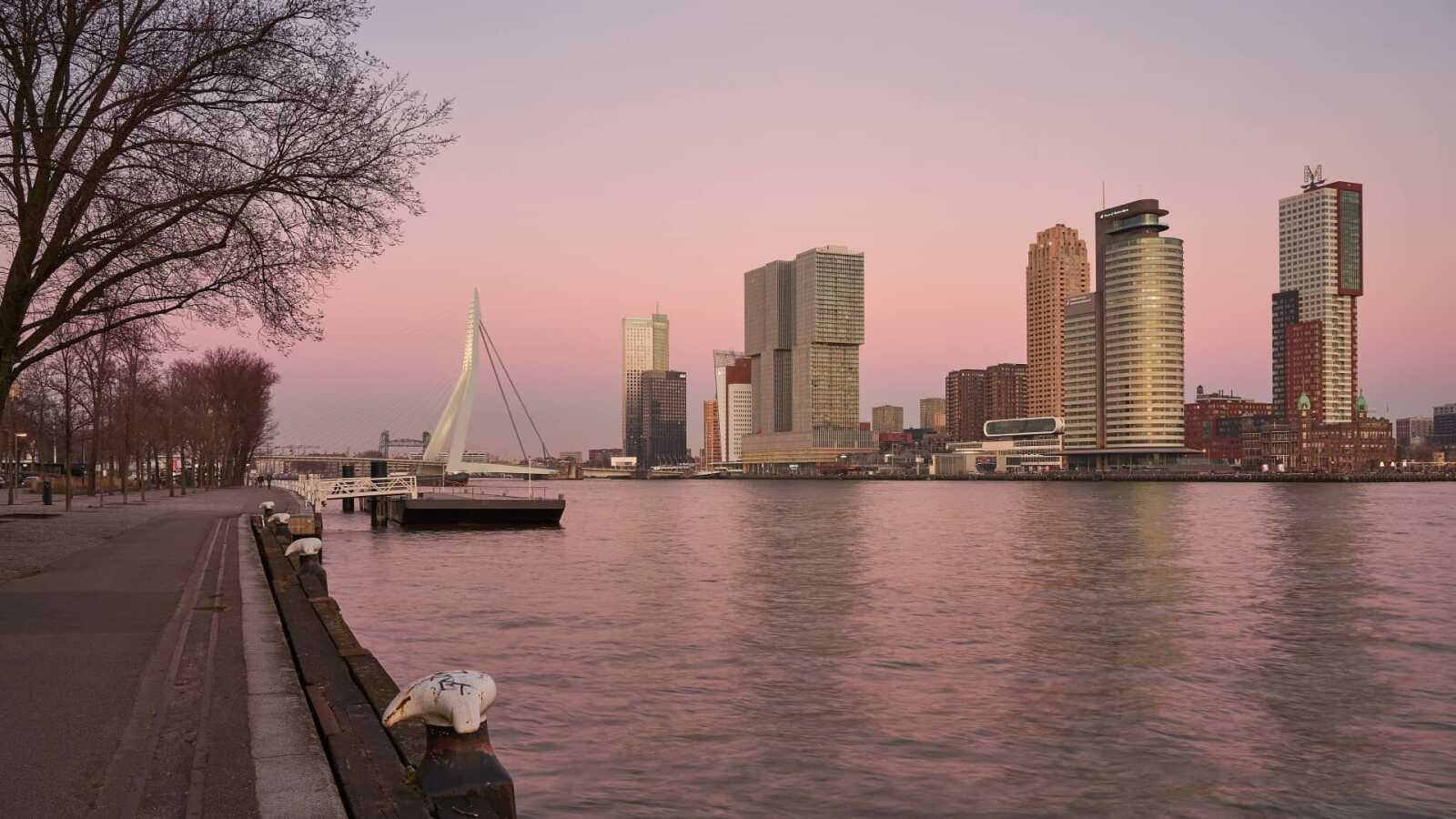 Rotterdam Skyline Wallpapers (33 images) - WallpaperCat