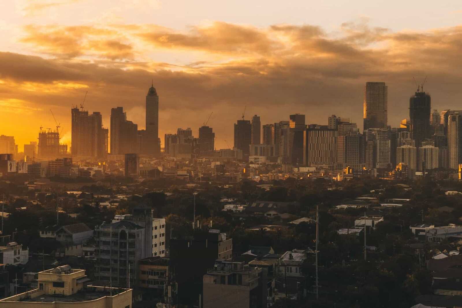 Manila Skyline Wallpapers (11 images) - WallpaperCat