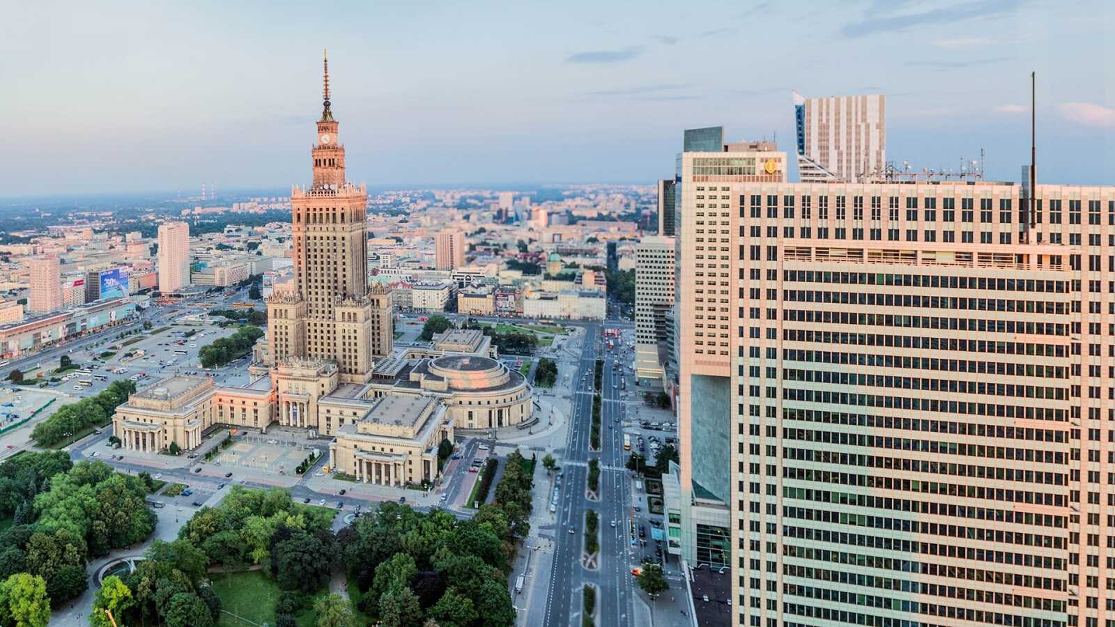 Warsaw Wallpapers (32 images) - WallpaperCat