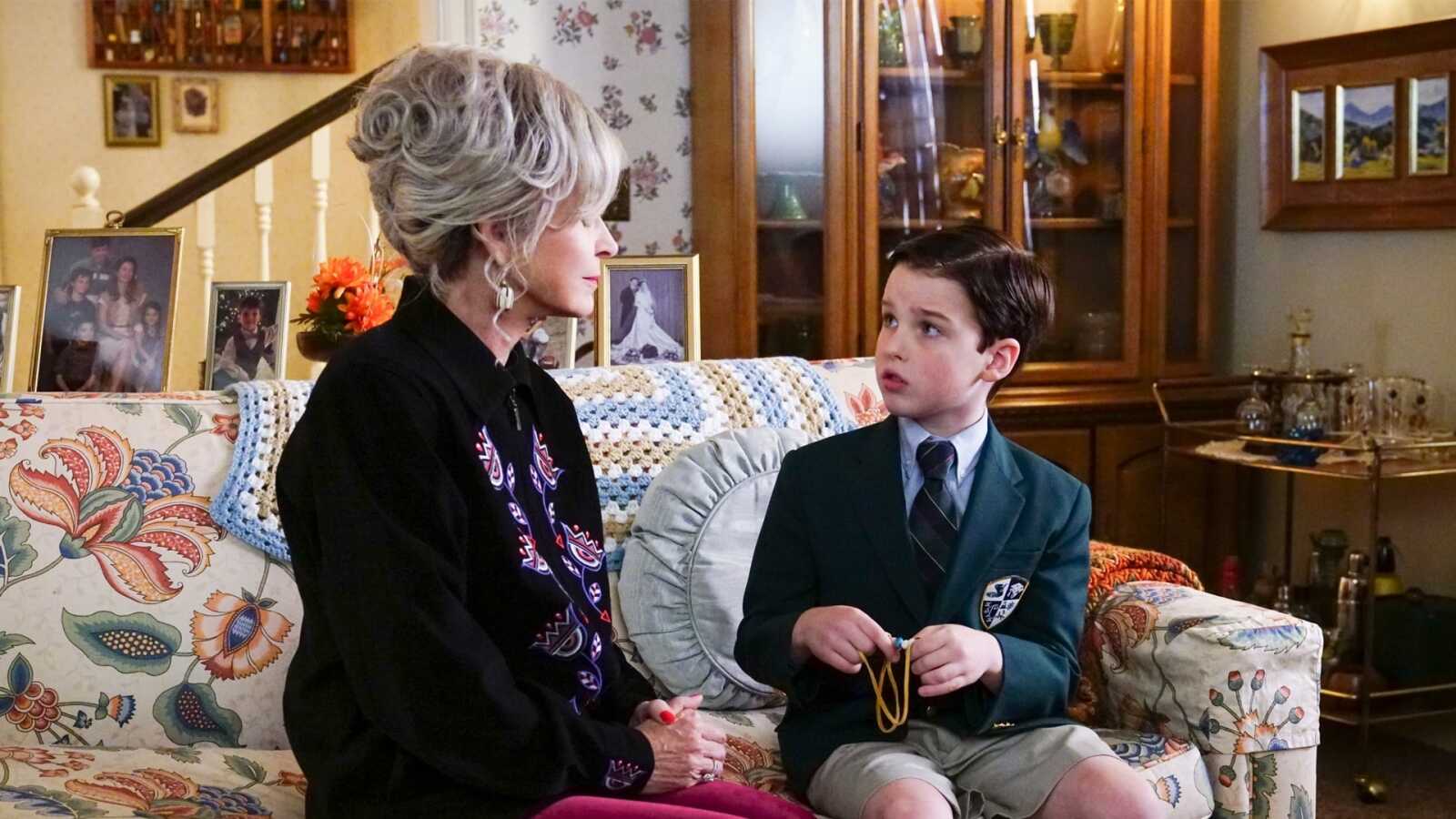 Young Sheldon (TV Series) Wallpapers (54 images) - WallpaperCat