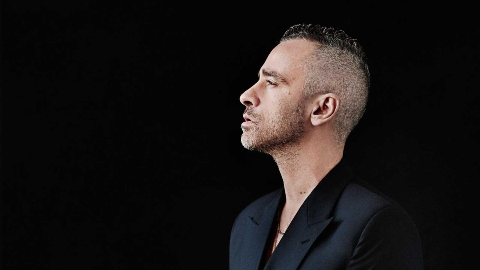 Eros Ramazzotti Wallpapers (30 images) - WallpaperCat