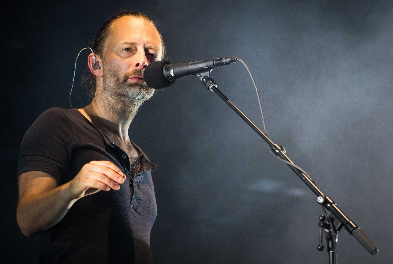 Thom Yorke Wallpapers (33 images) - WallpaperCat
