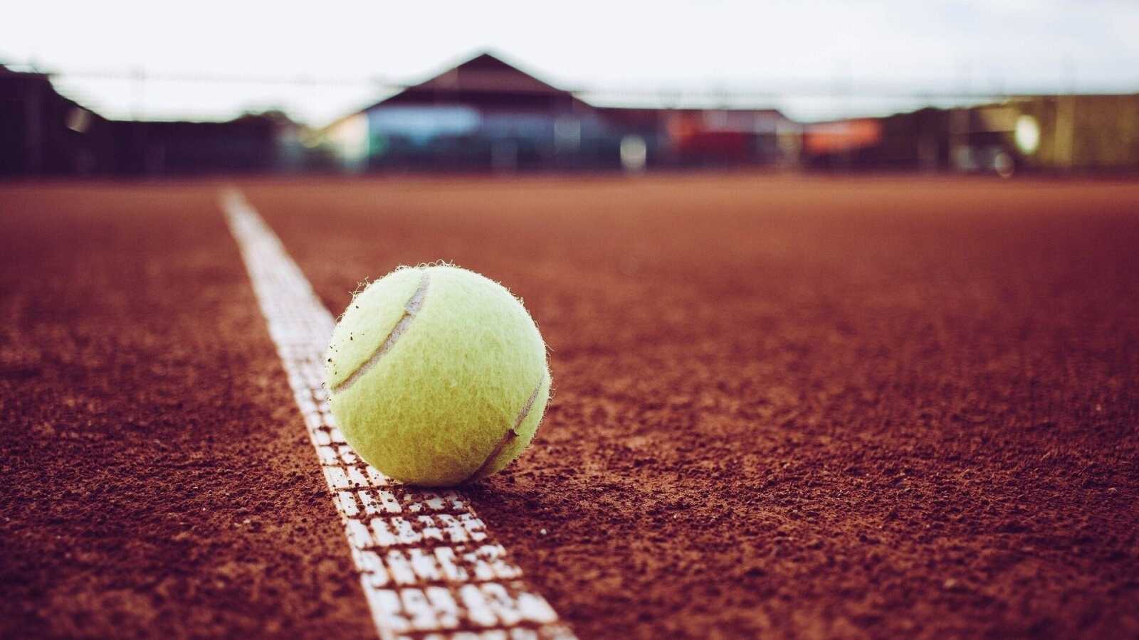 Tennis Wallpapers (44 images) - WallpaperCat