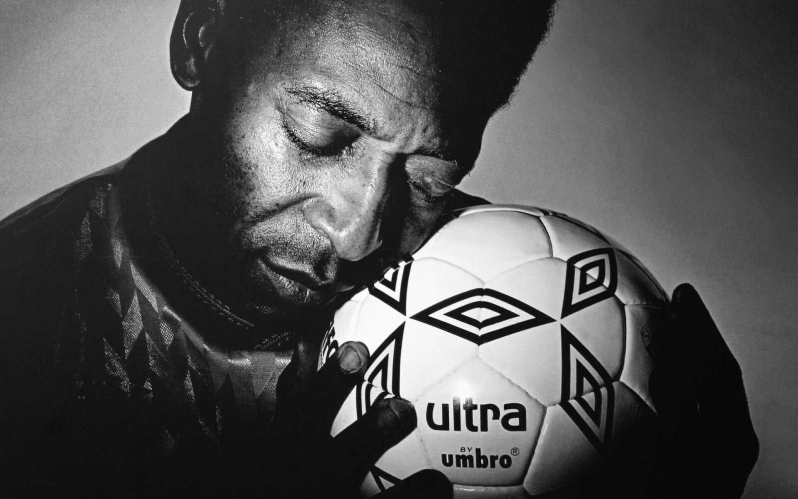 Pele Wallpapers (18 images) - WallpaperCat