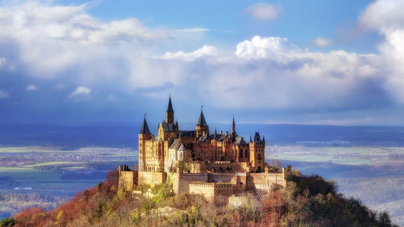 Castle Wallpapers (45 images) - WallpaperCat