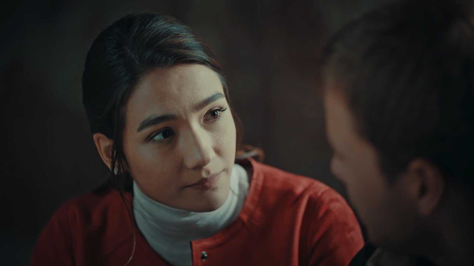 Aybuke Pusat Wallpapers (39 images) - WallpaperCat