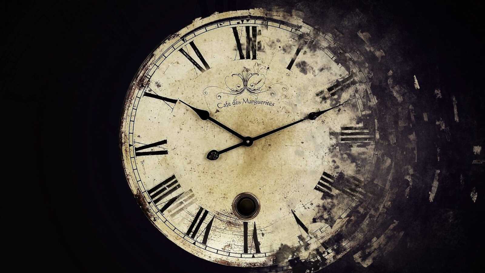 Clock Wallpapers (132 images) - WallpaperCat