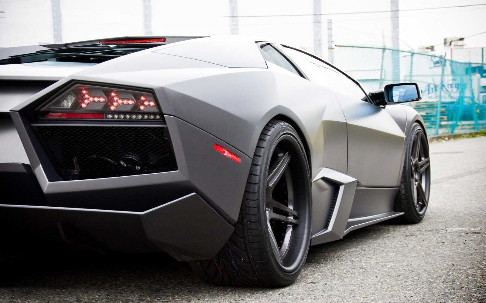 Lamborghini Reventon Wallpapers (53 images) - WallpaperCat