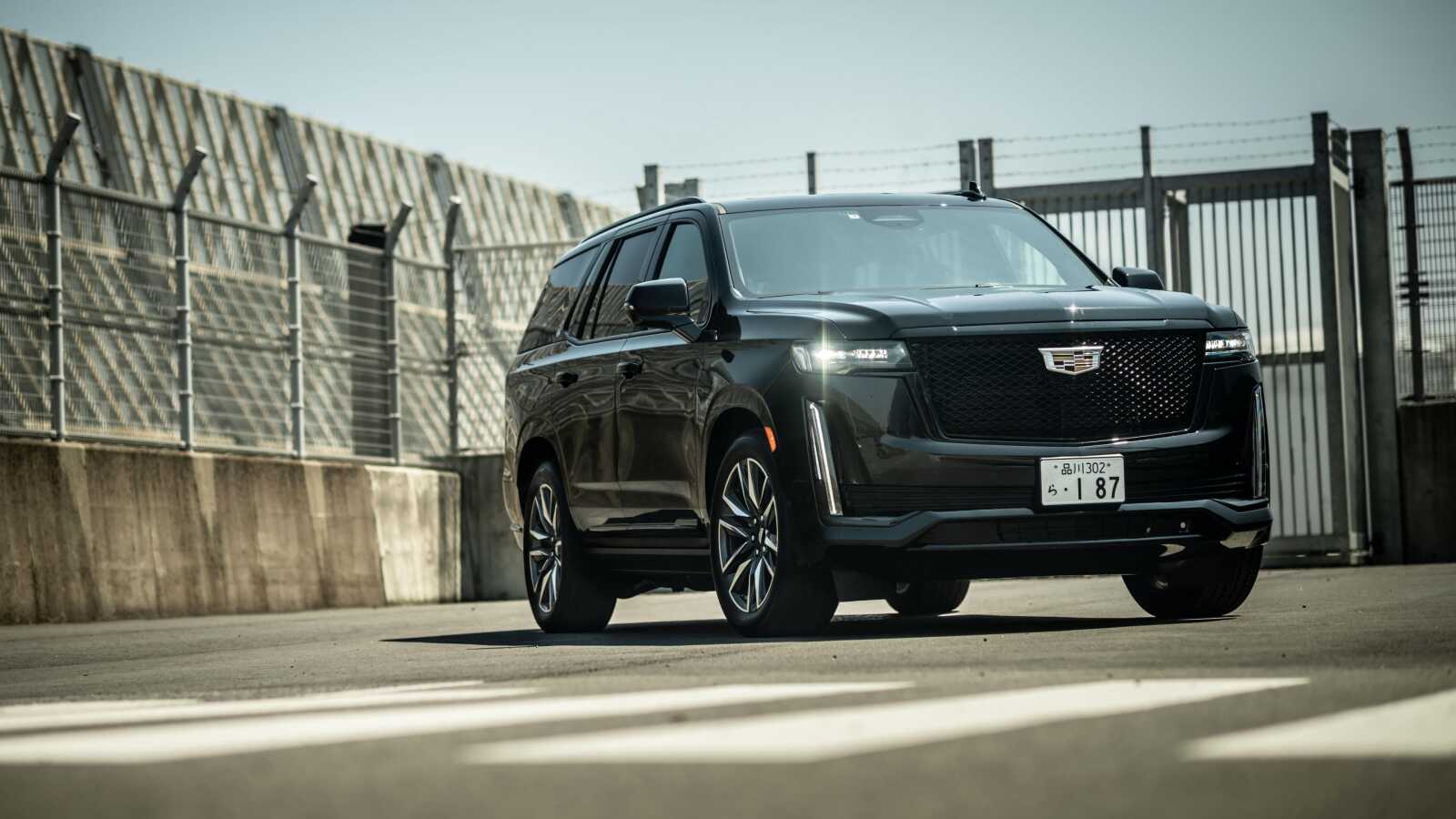 Cadillac Escalade Wallpapers (62 images) - WallpaperCat