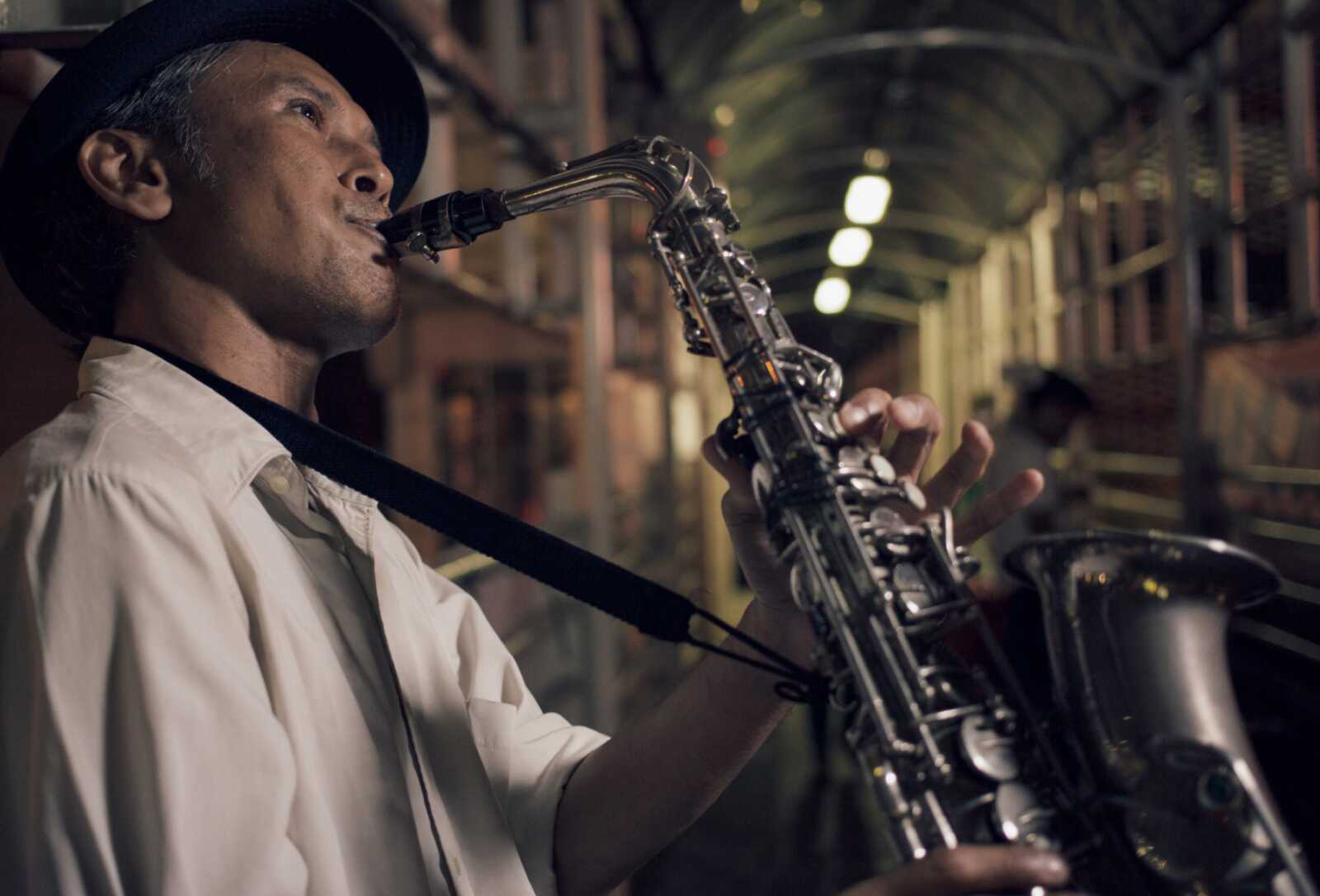 Saxophone Wallpapers (41 images) - WallpaperCat