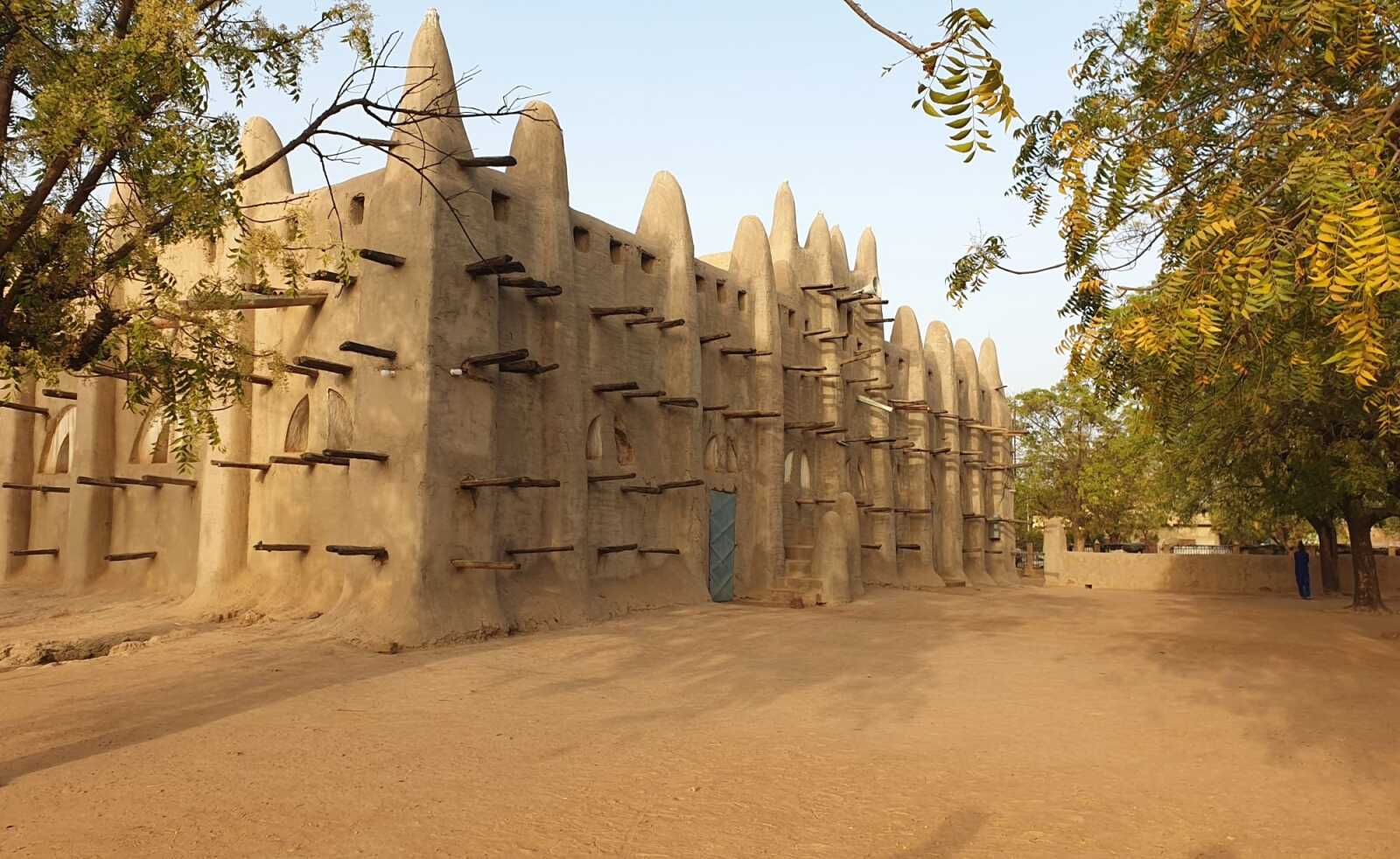 Mali Wallpapers (9 images) - WallpaperCat