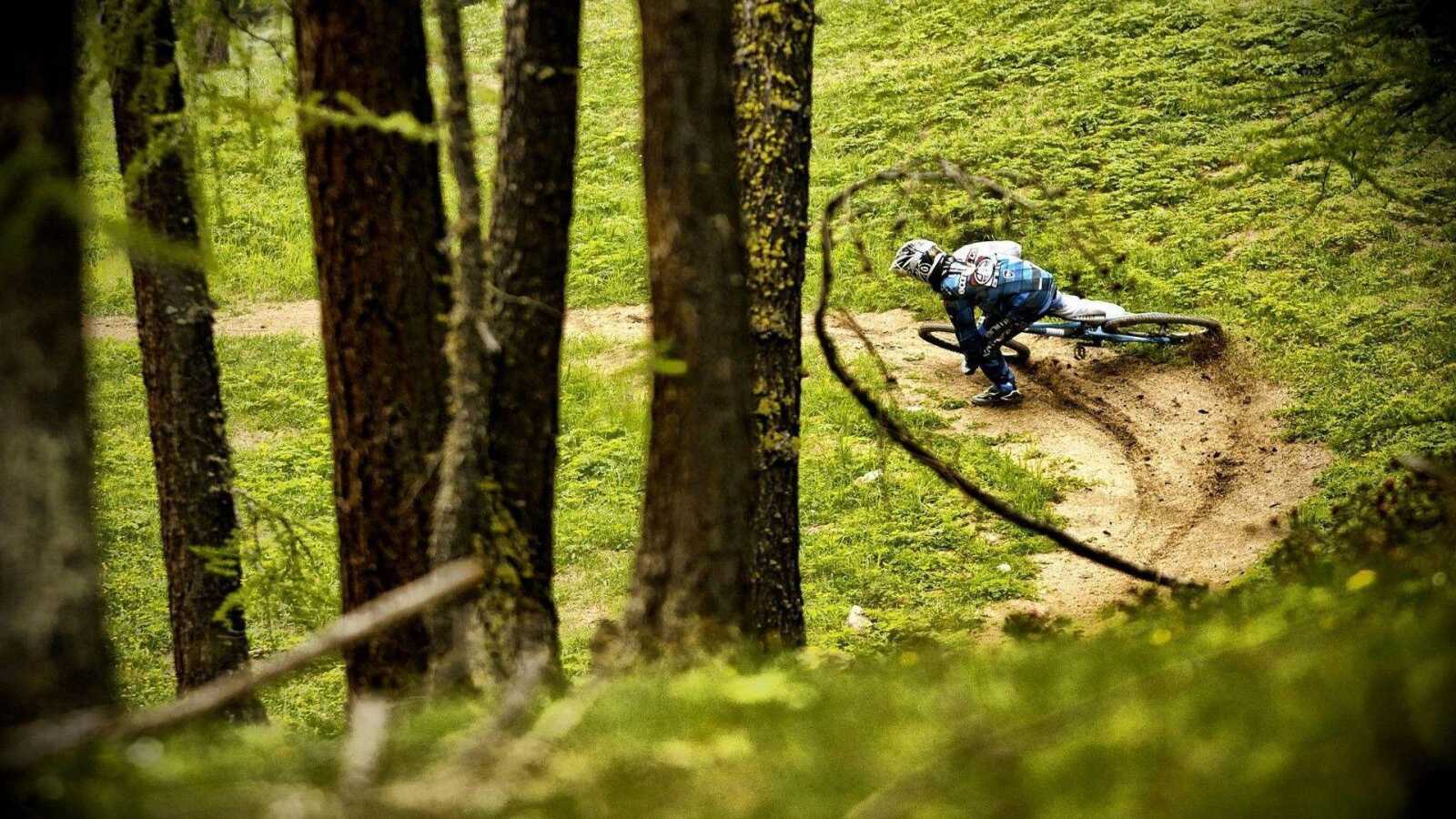 Cycling Mountain Bike Wallpapers (65 images) - WallpaperCat